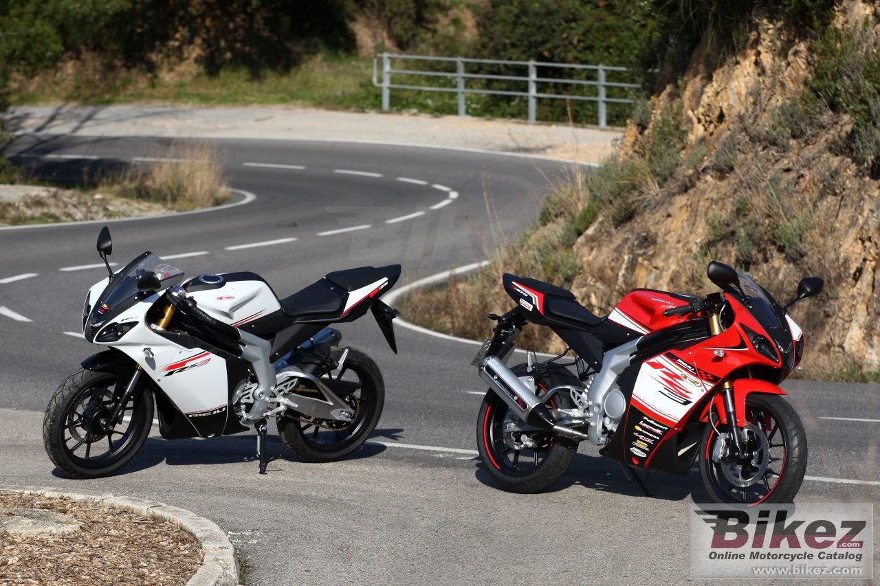 Rieju RS3 125 poster